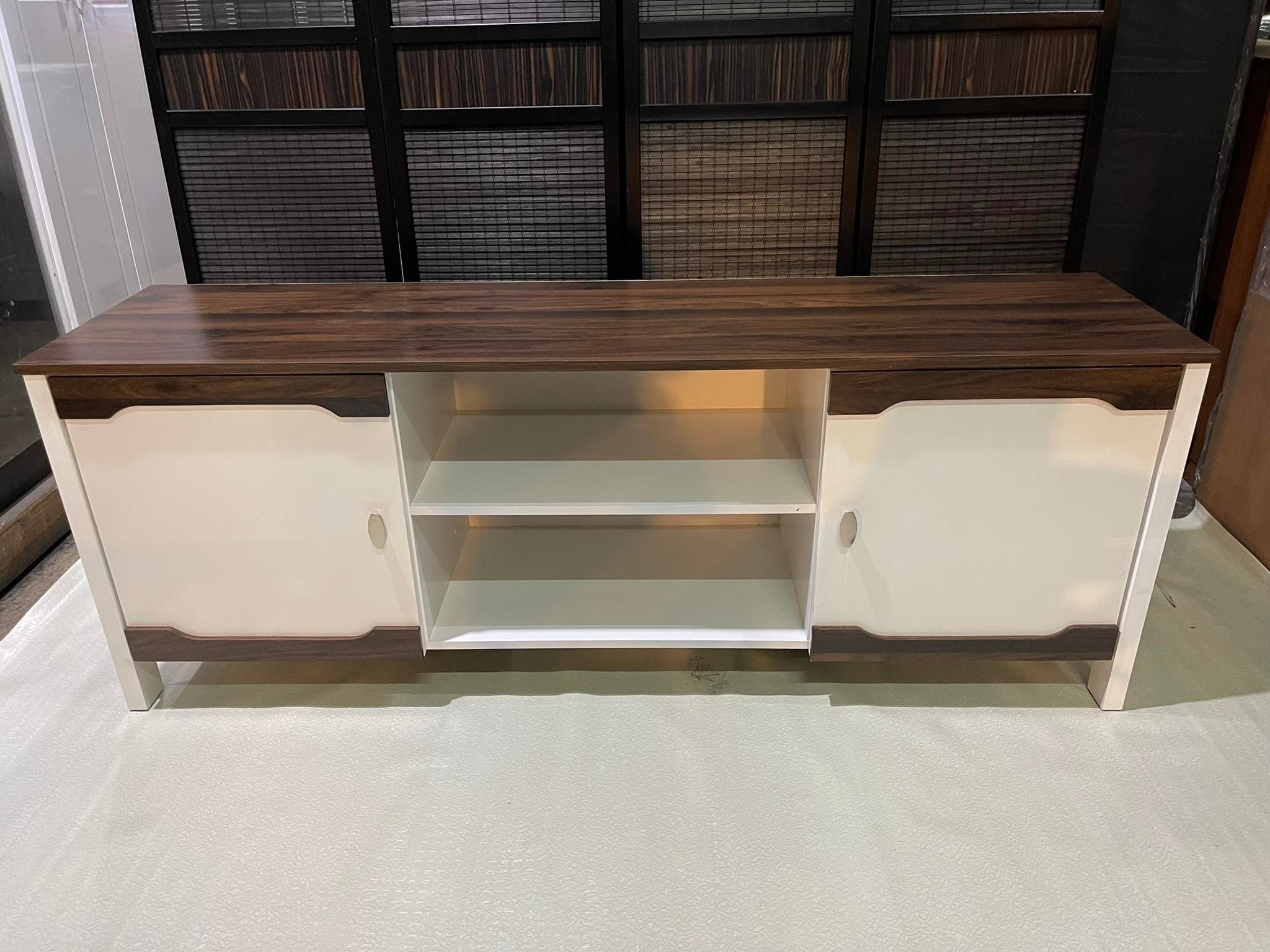 Austin TV Rack 63/16/24 For Home Online | The Home Avenue – Home Avenue ...